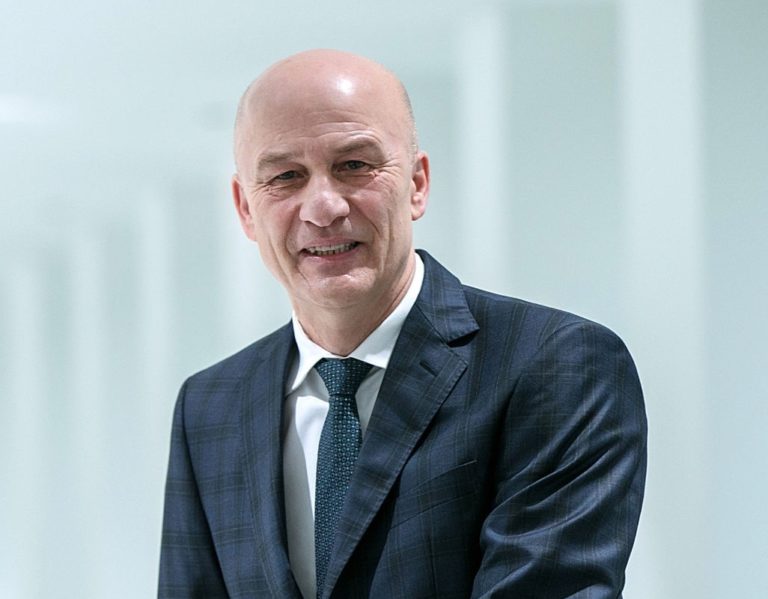 Volkswagen CFO Frank Witter to leave next year